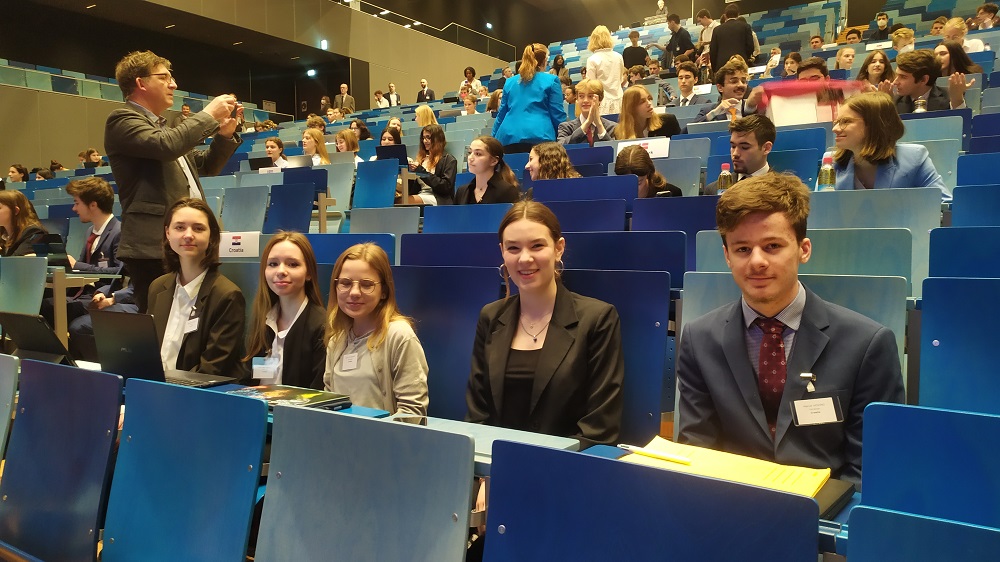 ESB participation in the European Schools’ Model European Council 9-11 ...