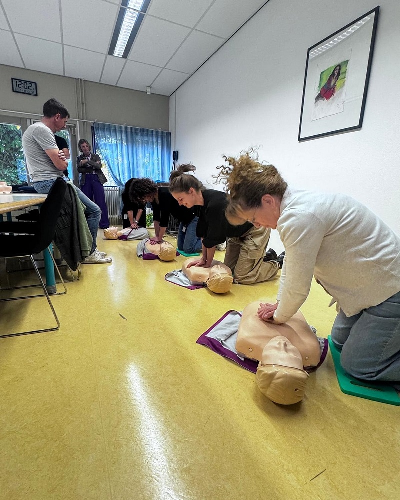 First Aid for staff in the school | European School of Bergen (NL)